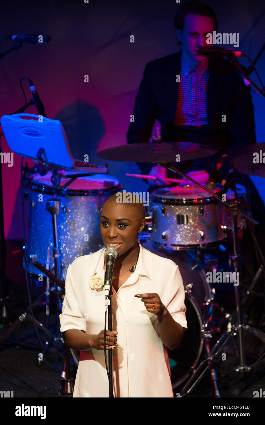 Laura Mvula performing live Stock Photo - Alamy
