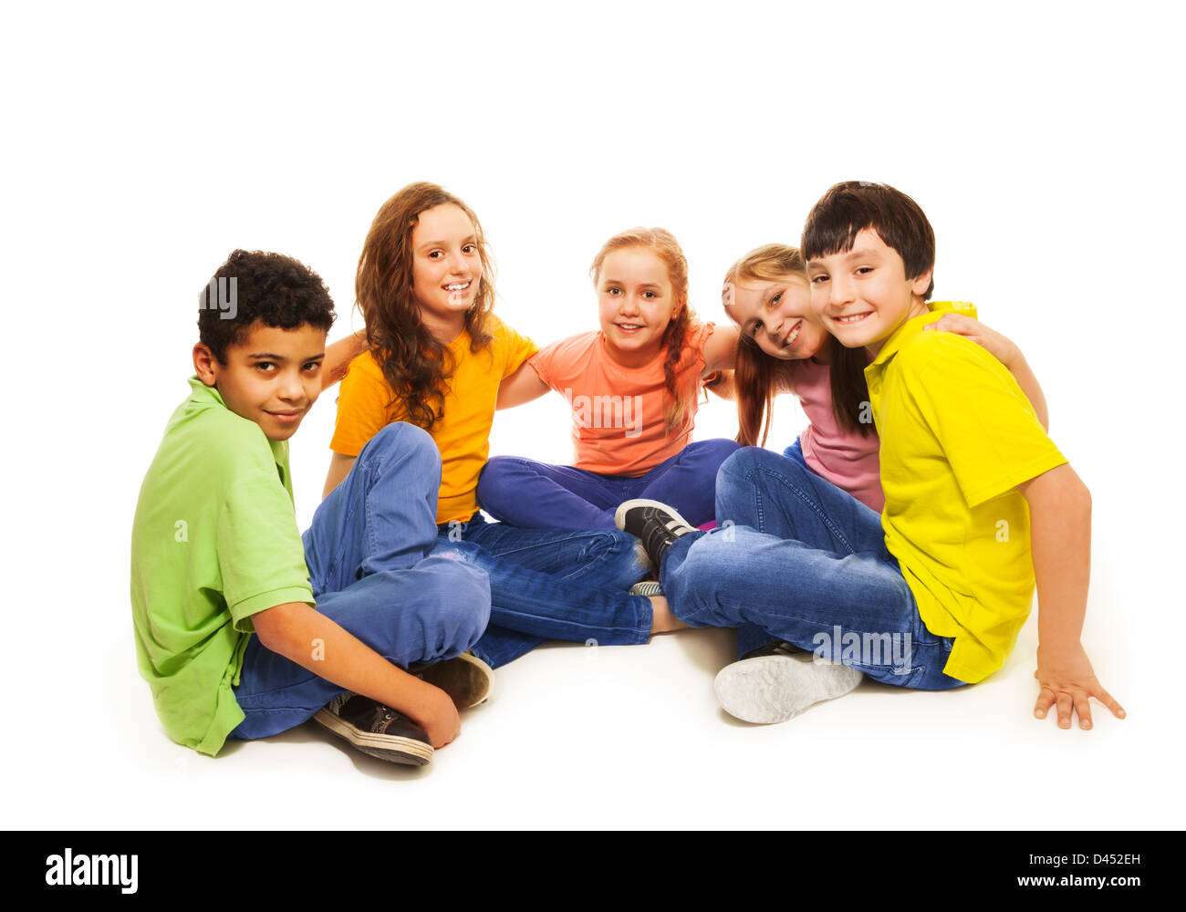 Happy kids circle diversity hi-res stock photography and images - Alamy