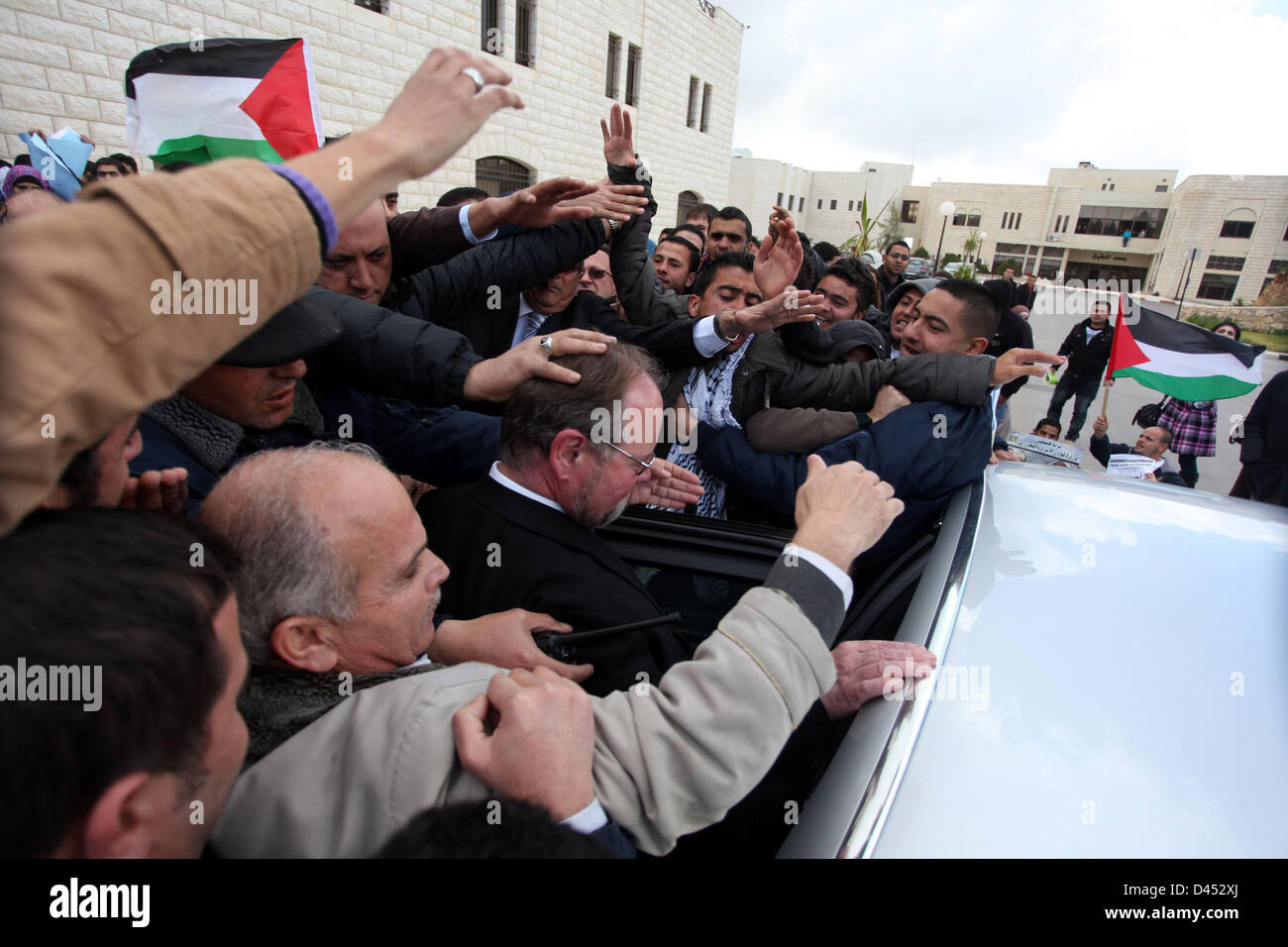 Israel protest campus hi-res stock photography and images - Alamy
