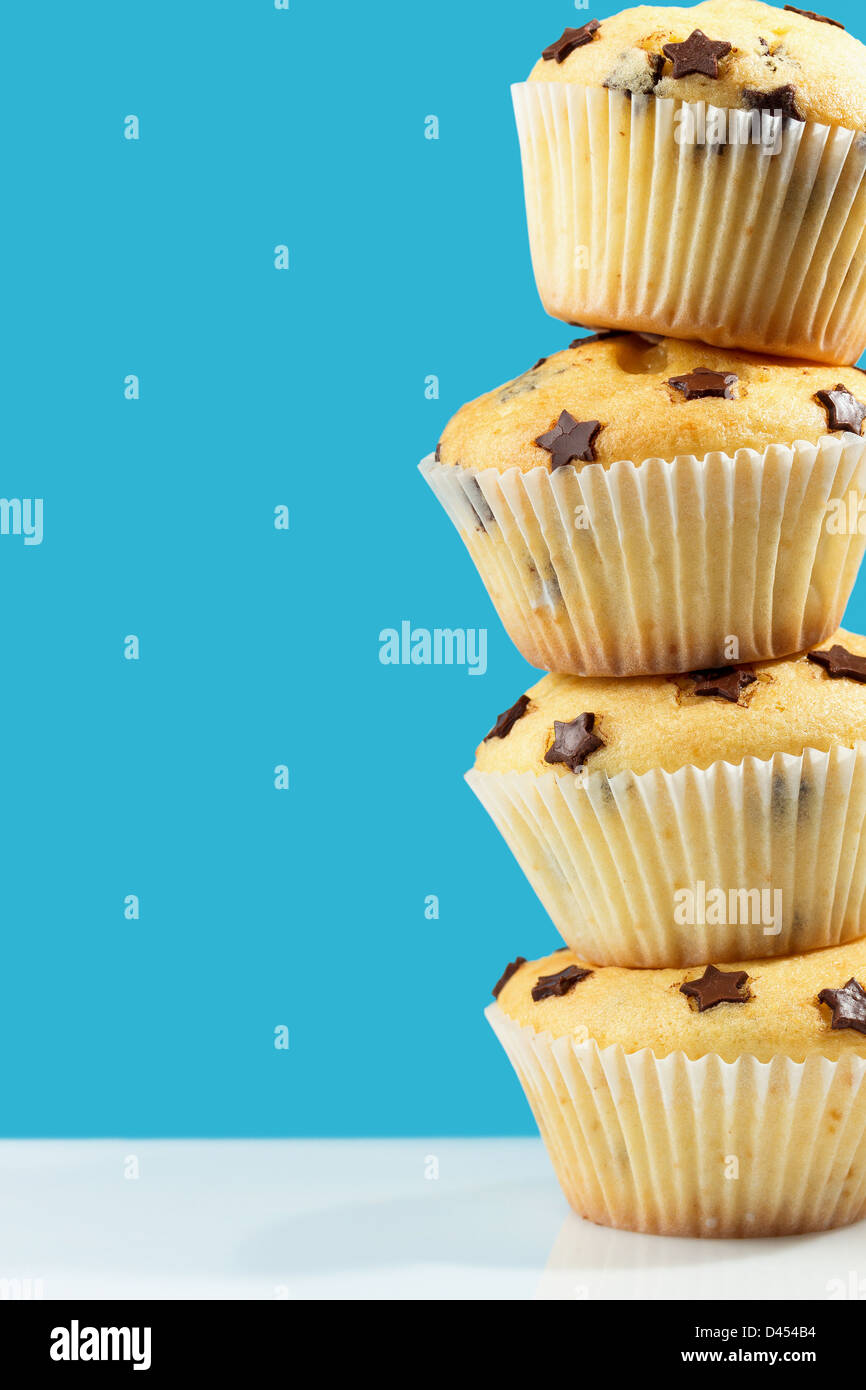 Fresh muffins in paper hi-res stock photography and images - Alamy