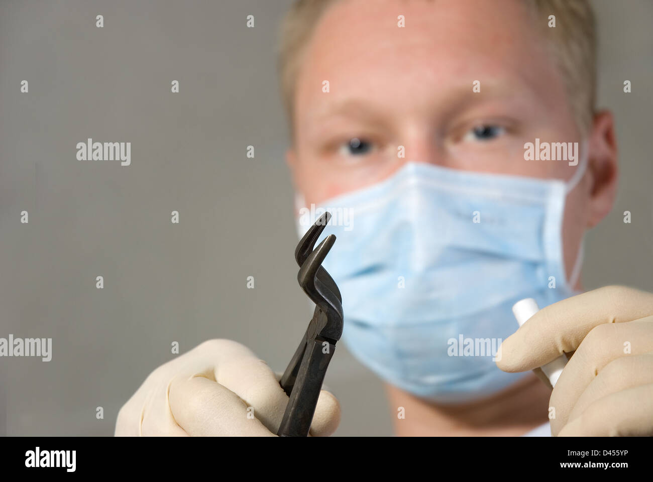 Dental extraction hi-res stock photography and images - Alamy