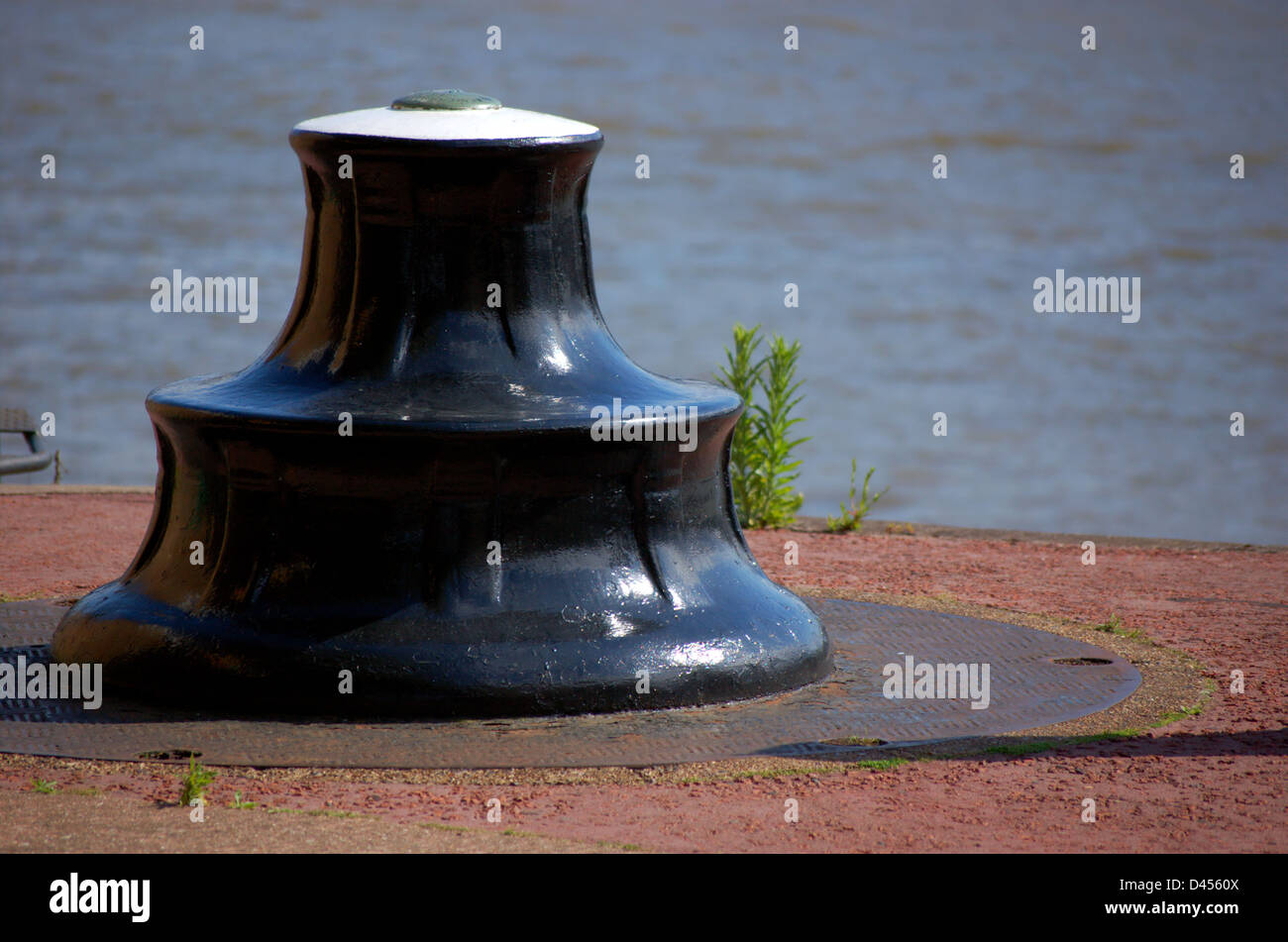 Harbour wall at St Katharine Dock in London, England Stock Photo - Alamy