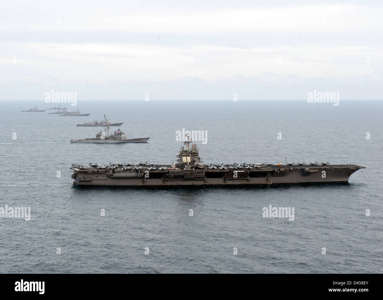 Navy ships maneuver formation hi-res stock photography and images - Alamy