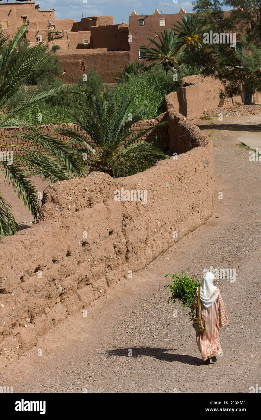 Traditional moroccan town hi-res stock photography and images - Alamy