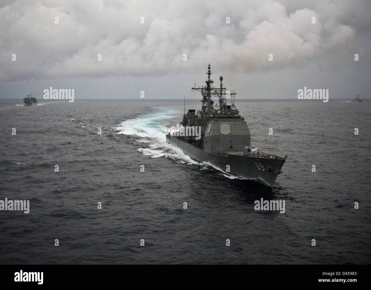 USS Vicksburg leads a formation of U.S. Navy ships during a transit ...