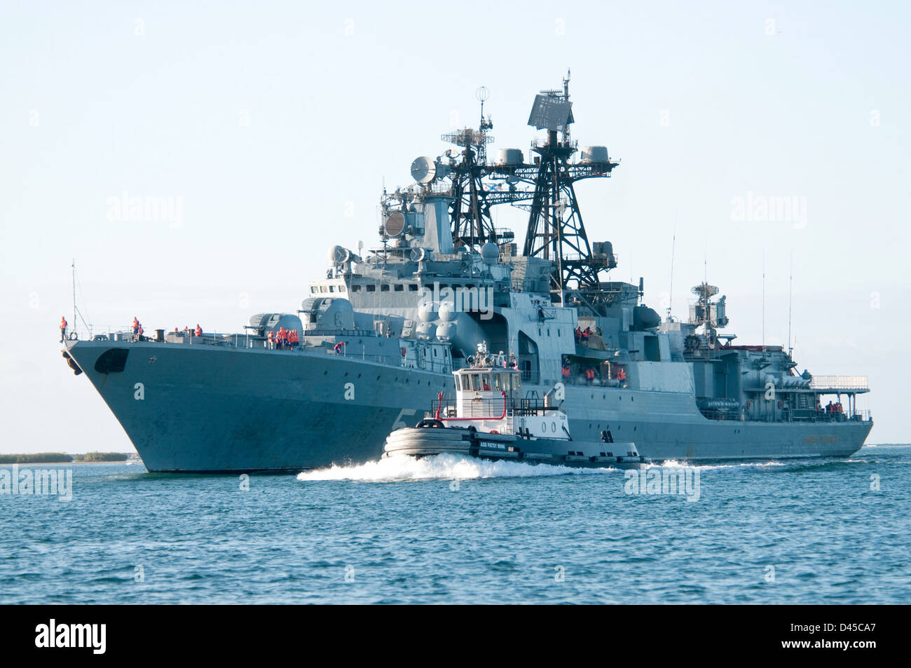 The Russian Navy Udaloy-class destroyer RFS Admiral Panteleyev arrives ...