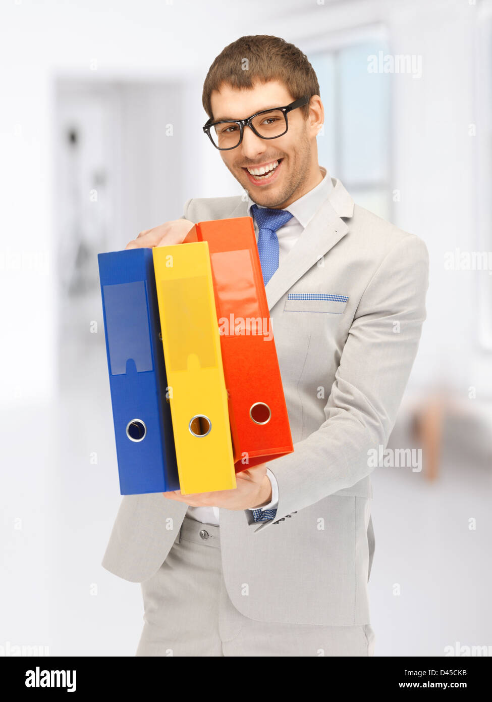 Smiling business people folders hi-res stock photography and images - Alamy