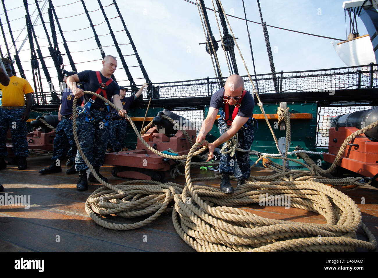 Halyard hi-res stock photography and images - Alamy