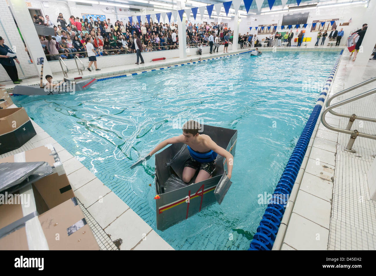Brooklyn Technical High School Cardboard Boat Regatta Stock Photo - Alamy