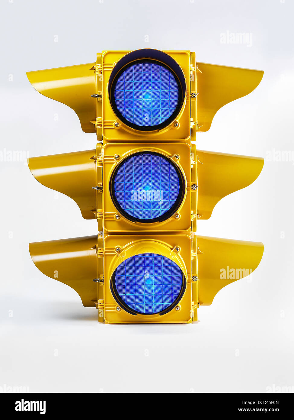 Yellow traffic light Stock Photo - Alamy
