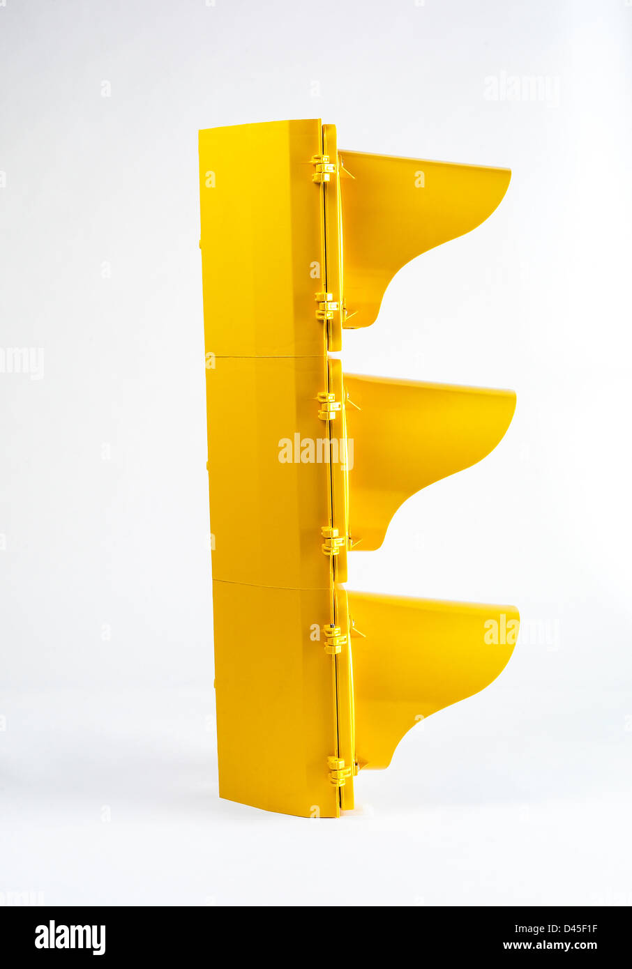 Yellow traffic light Stock Photo - Alamy