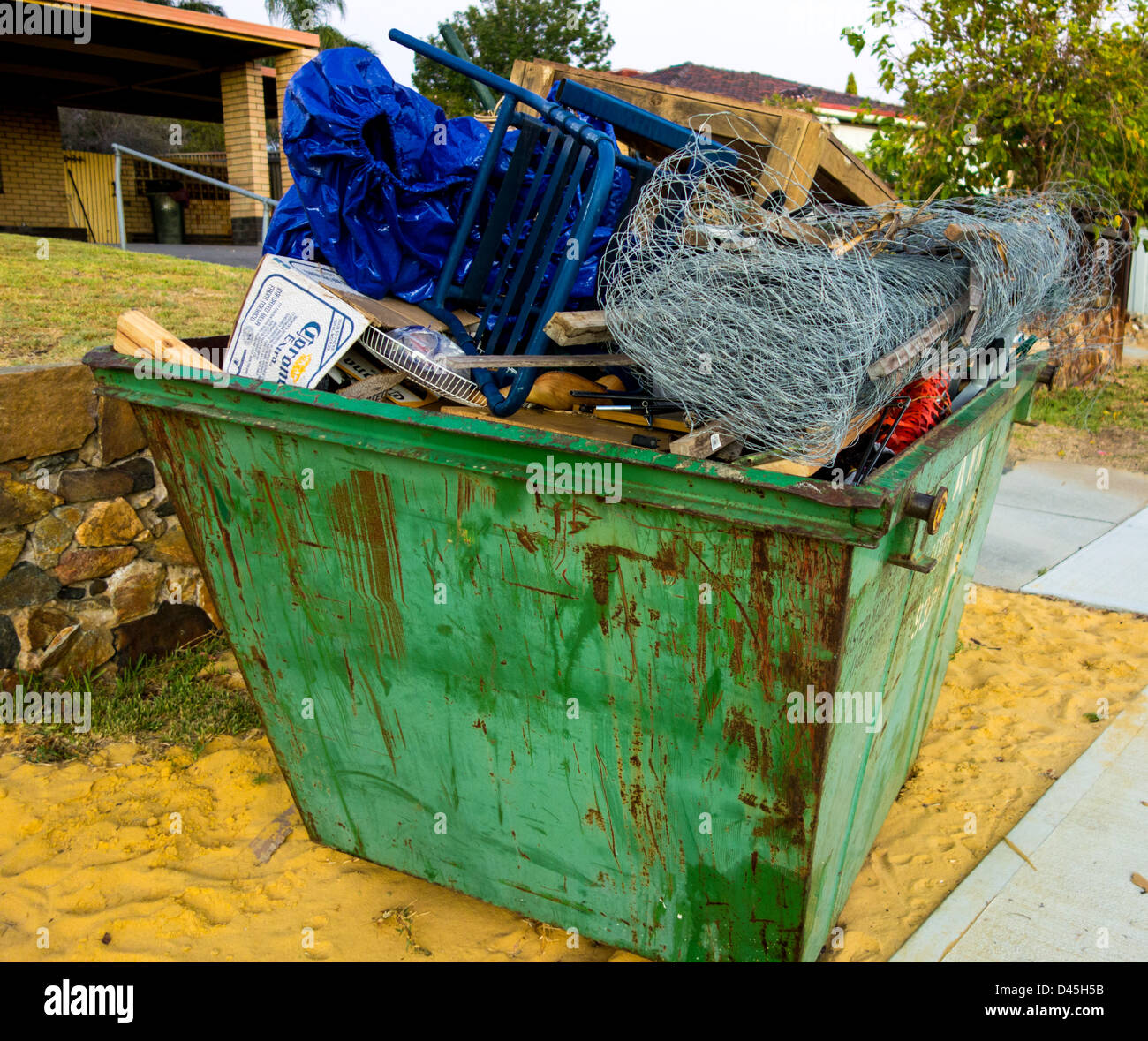 Dump bin hi-res stock photography and images - Alamy