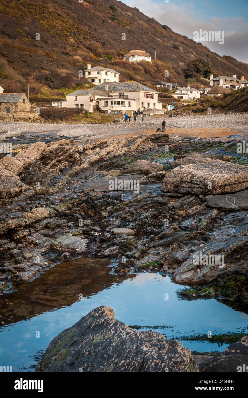 the seaside village of crackington haven,cornwall Stock Photo - Alamy