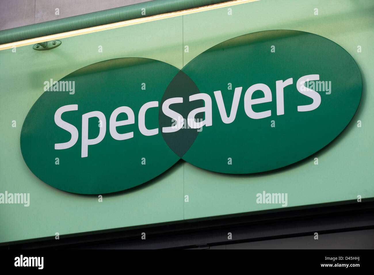 Specsavers logo hi-res stock photography and images - Alamy