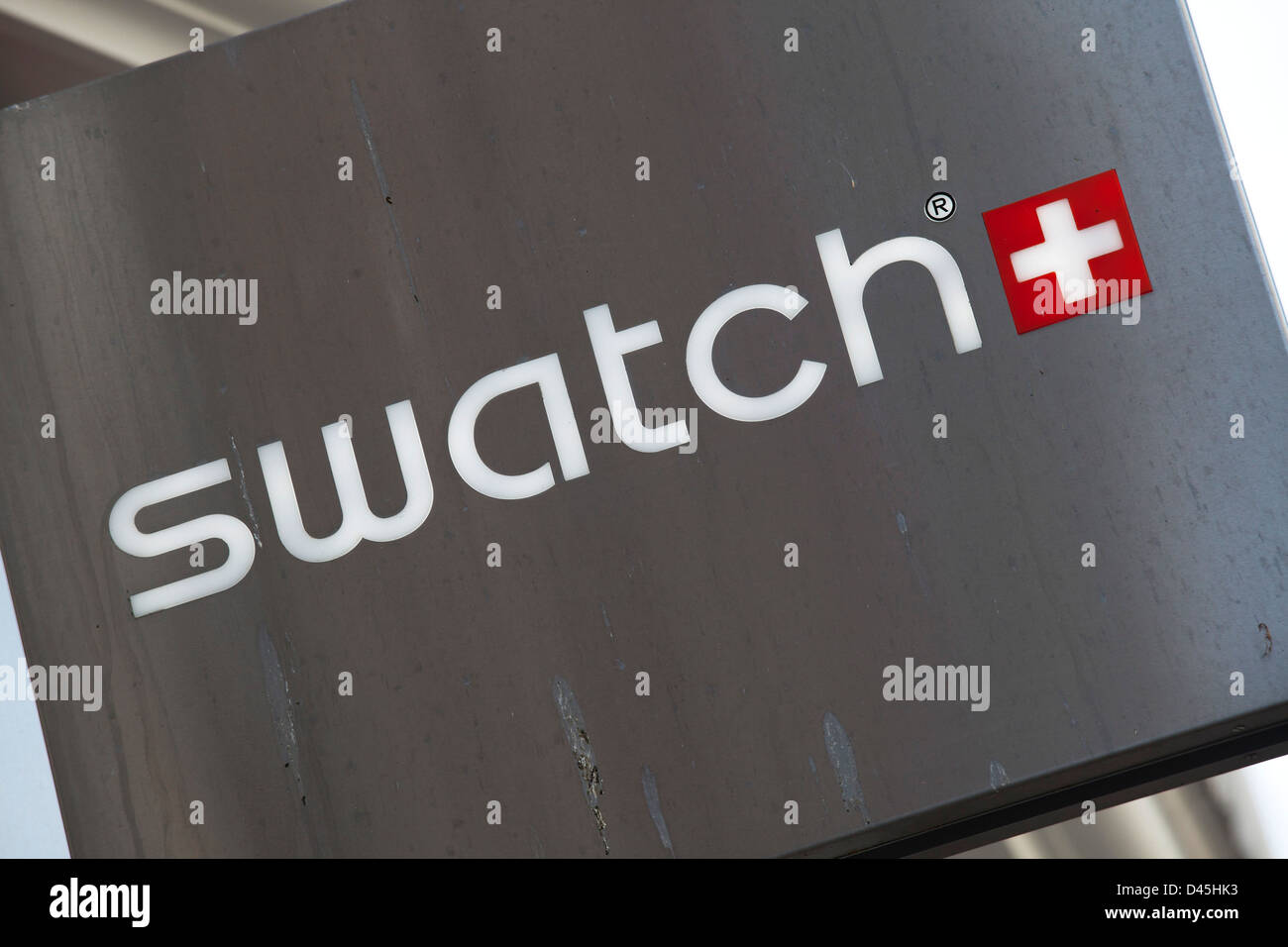 Swatch logo hi-res stock photography and images - Alamy