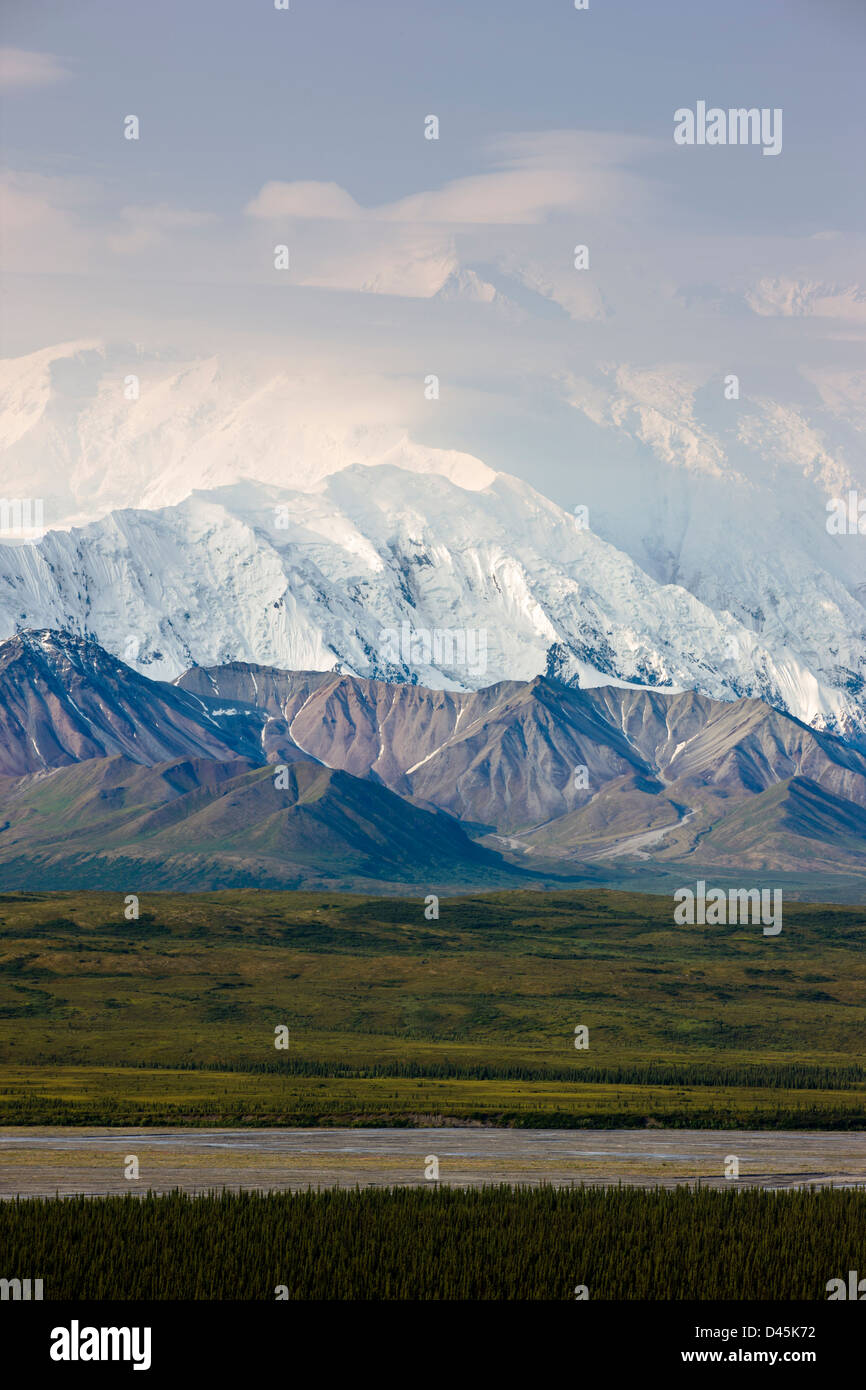 Mt. McKinley (Denali Mountain), highest point in North America (20,320 ...