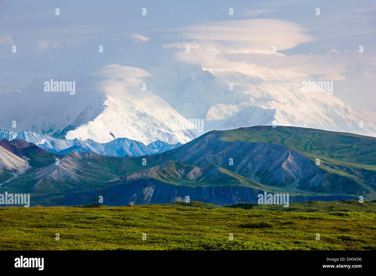 Mt. McKinley (Denali Mountain), highest point in North America (20,320 ...