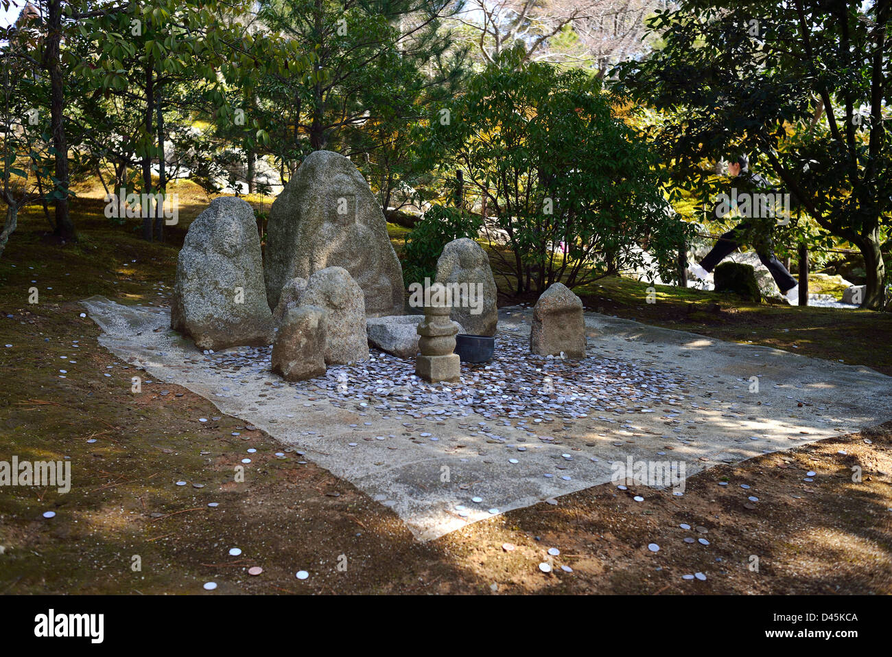 Oracle shrine hi-res stock photography and images - Alamy
