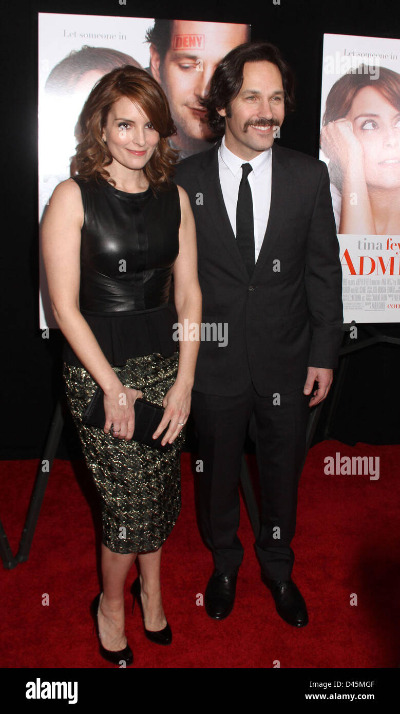 Paul rudd and tina fey hi-res stock photography and images - Alamy