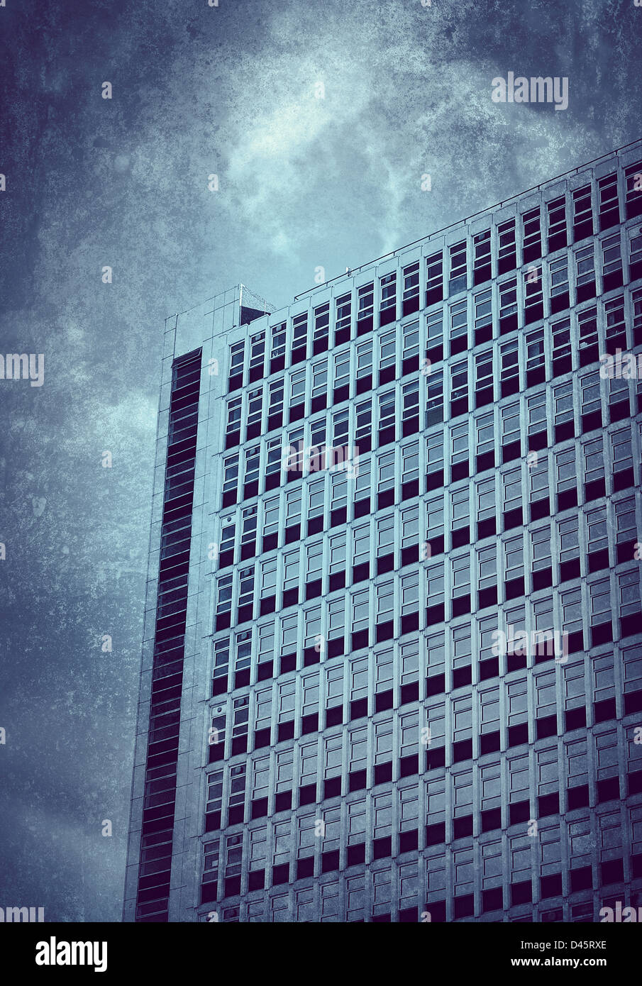 Buildings highrise office block skyscraper hi-res stock photography and ...