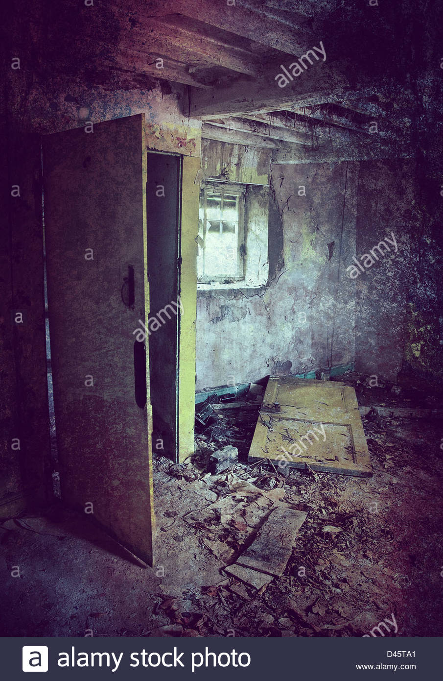 Squat House Stock Photos & Squat House Stock Images - Alamy