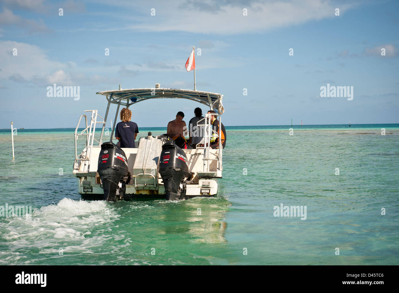 French polynesia dive boat hi-res stock photography and images - Alamy