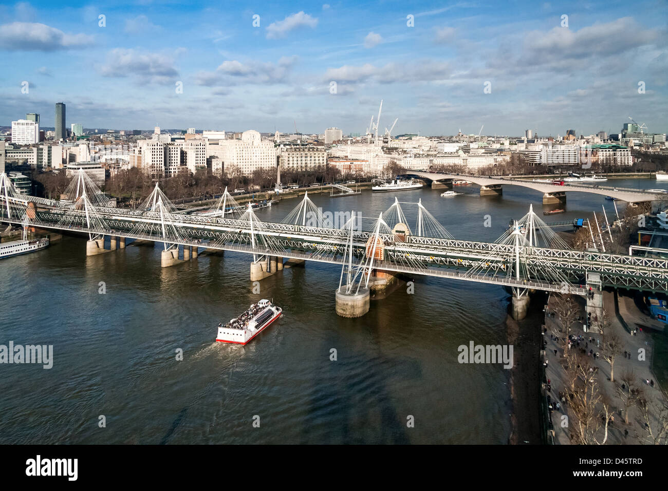 Aerial view of london hungerford bridge hi-res stock photography and ...