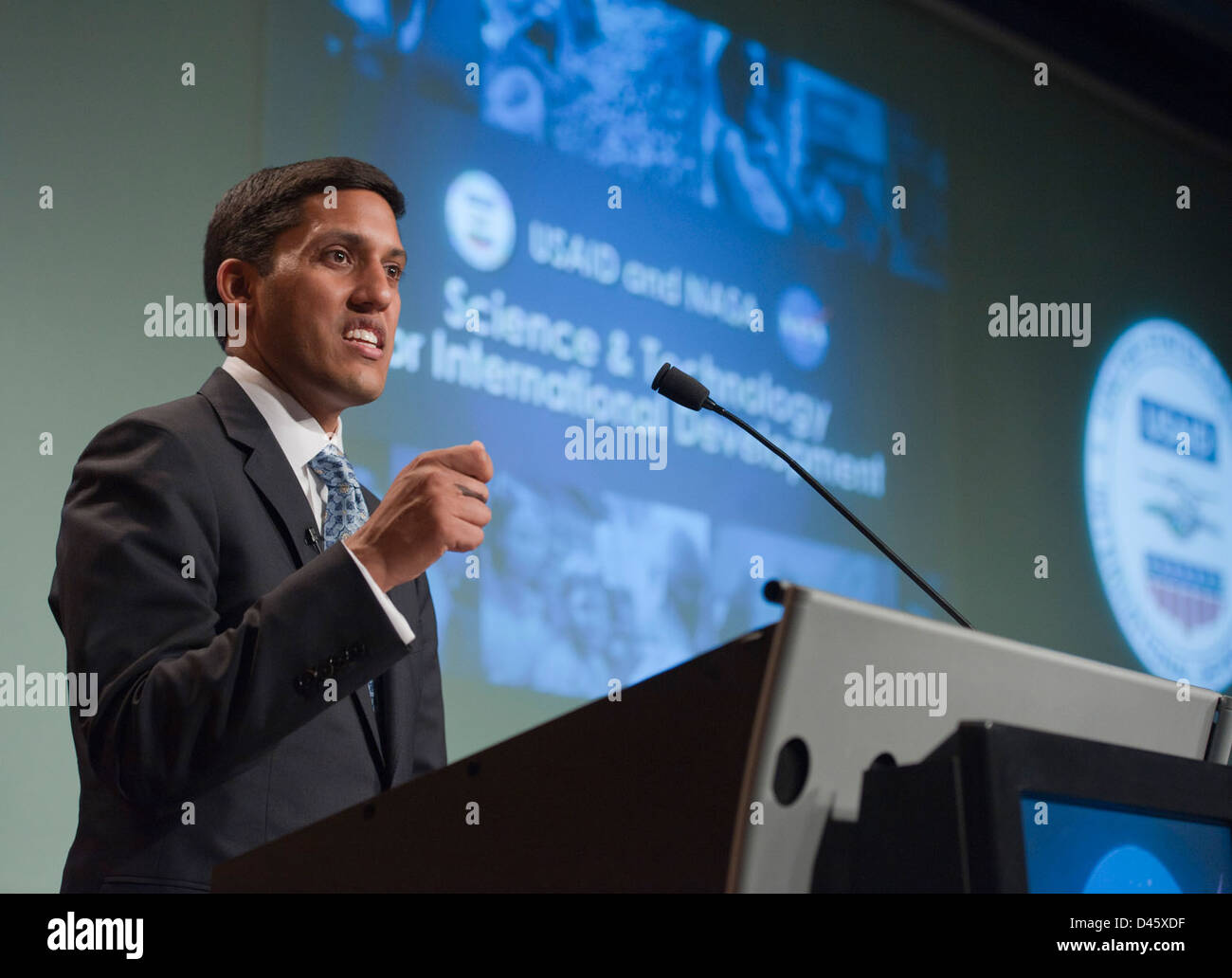 NASA USAID Memorandum of Understanding ((201104250004HQ Stock Photo - Alamy