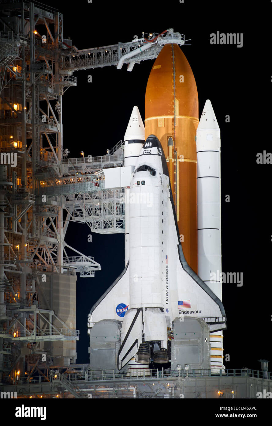 Space shuttle endeavour launch pad 39a hi-res stock photography and images - Alamy