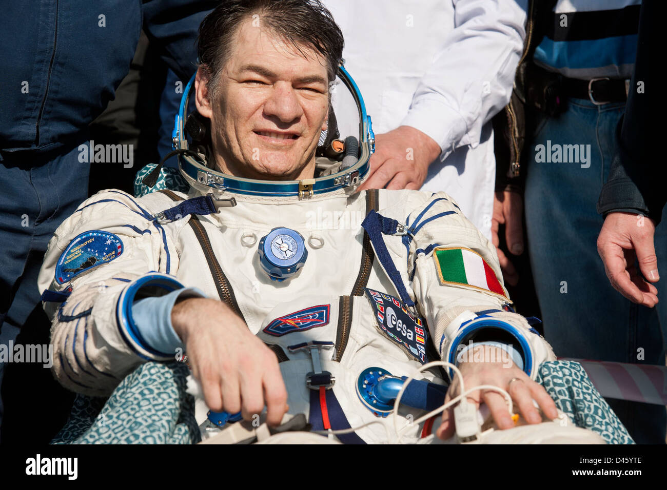 Expedition 27 lands in Kazakhstan after completing its mission aboard ...