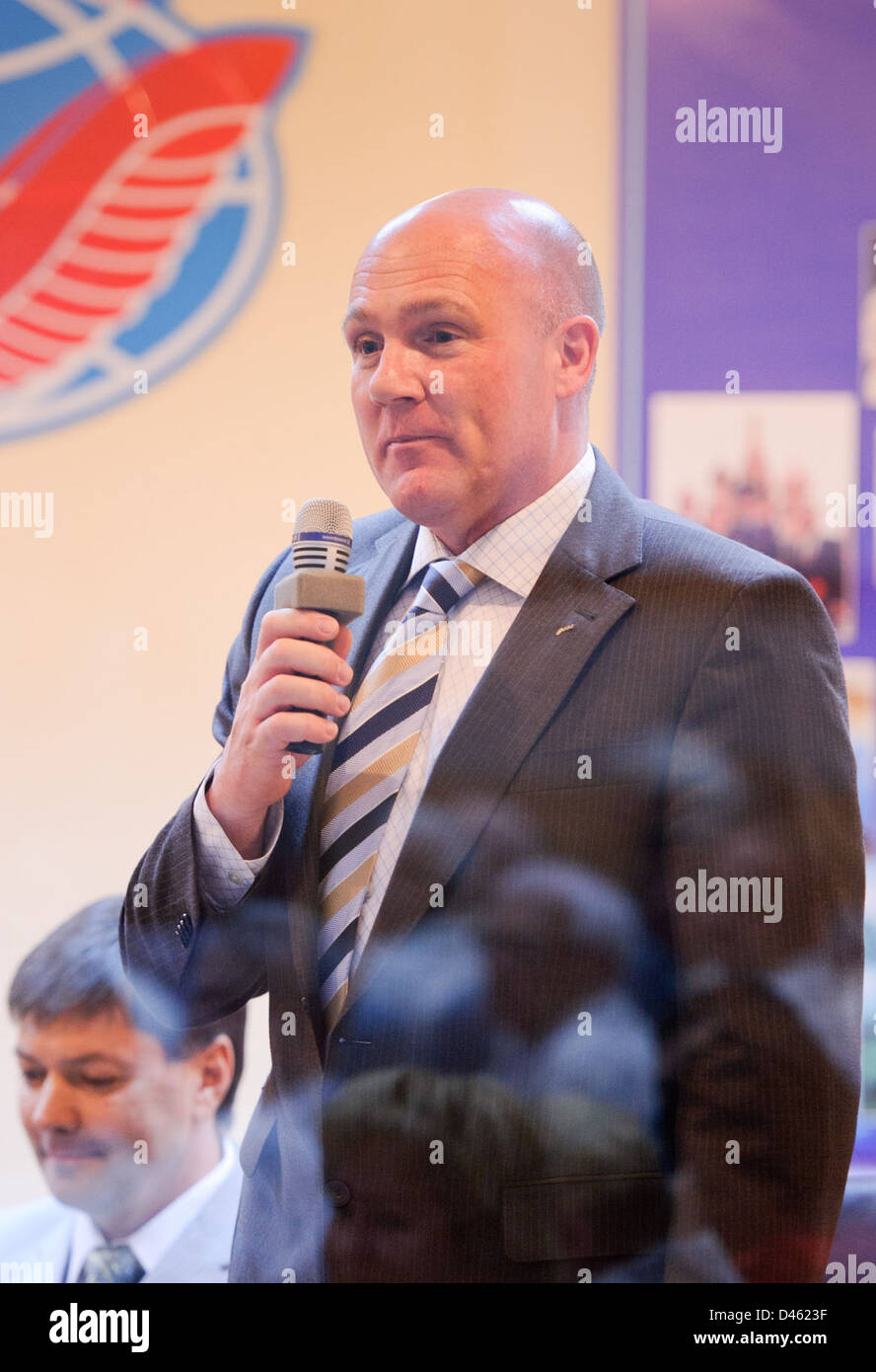 Expedition 28 astronauts, including Andre Kuipers, prepare for their ...