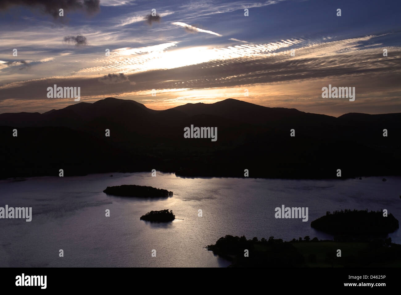 Sunset Altocumulus Stratiformis clouds, Derwentwater, Keswick, Lake ...
