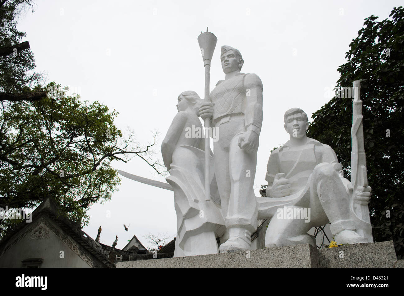 Military statue hanoi hi-res stock photography and images - Alamy