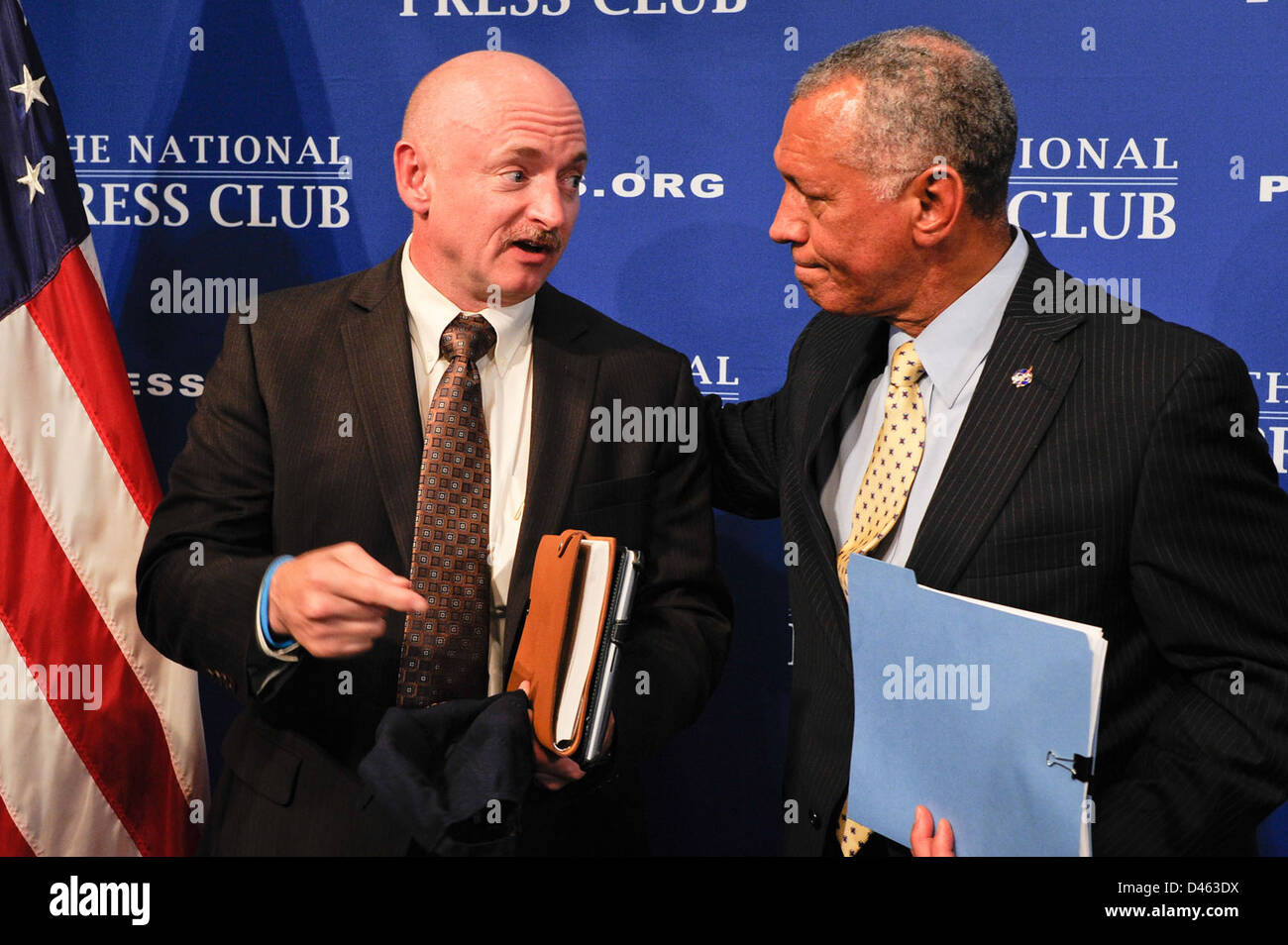Charles bolden nasa space hi-res stock photography and images - Alamy