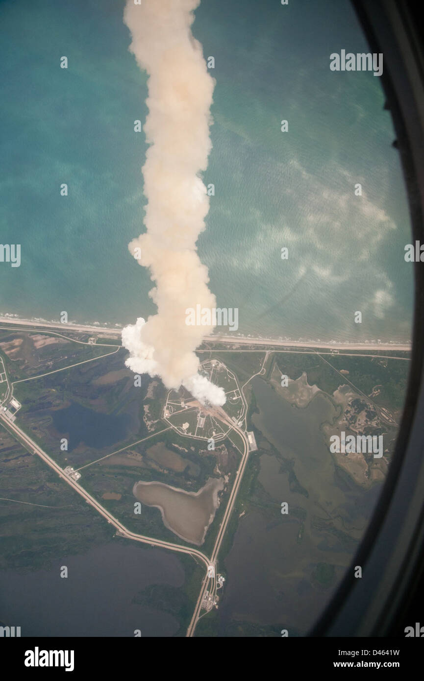 STS-135, the final Space Shuttle mission, launched from Kennedy Space ...