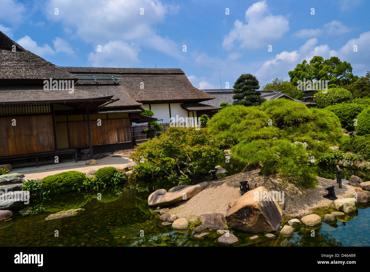 Korakuen garden house Stock Photo - Alamy