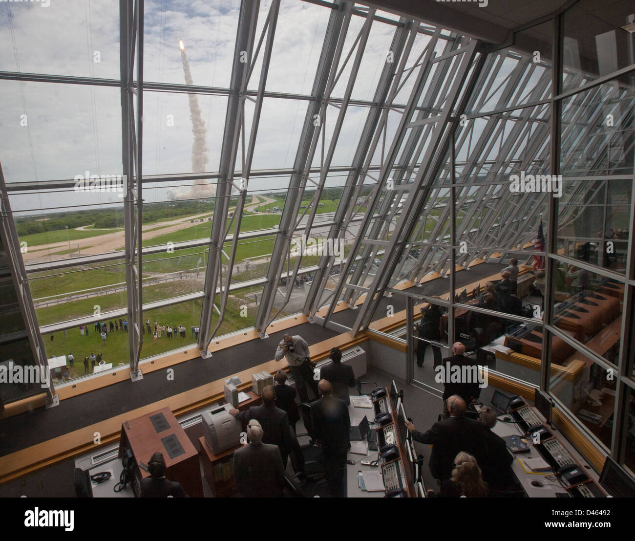 Nasa control room hi-res stock photography and images - Alamy