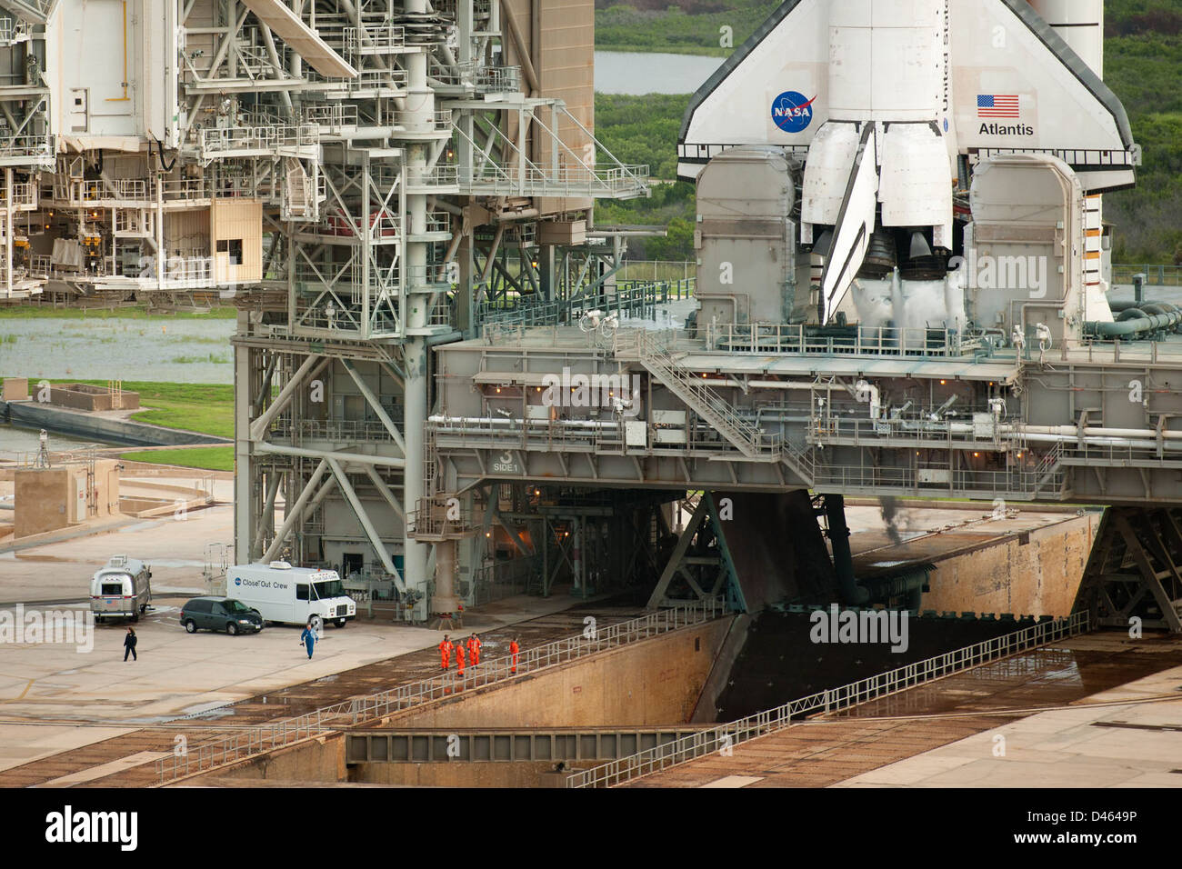 STS-135, the final space shuttle mission, launched from Kennedy Space ...