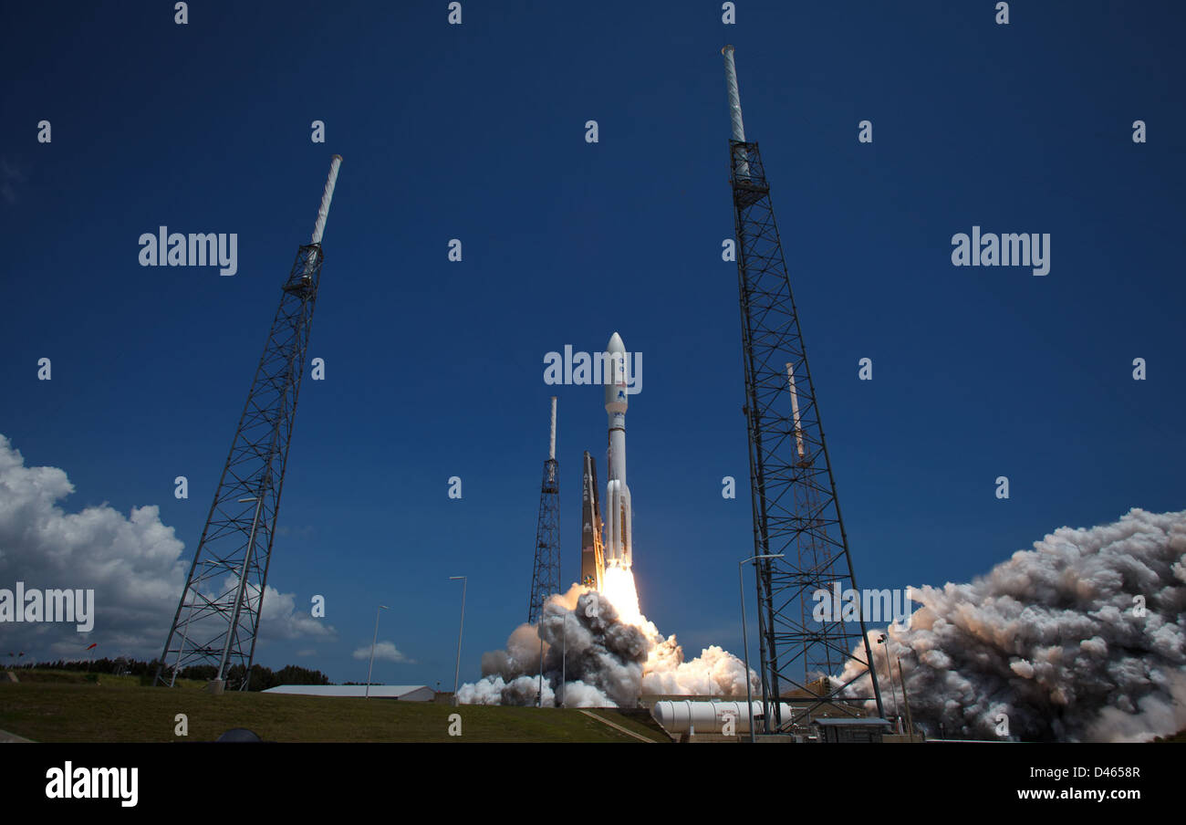 The Atlas V rocket launched from Cape Canaveral Air Force Station ...