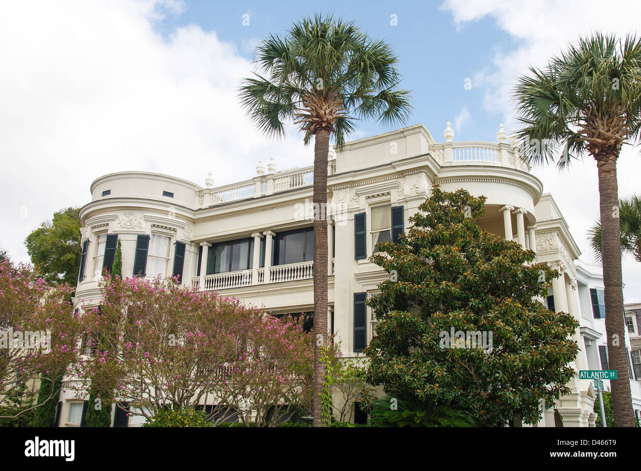 A white traditional southern home in Charleston, South Carolina Stock ...