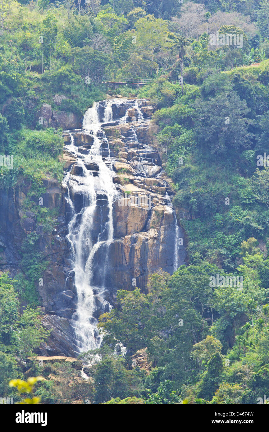 SMALLER OF THE TWO WATERFALLS IN THE ELLA AREA THE LITTLE RAVANA FALLS ...