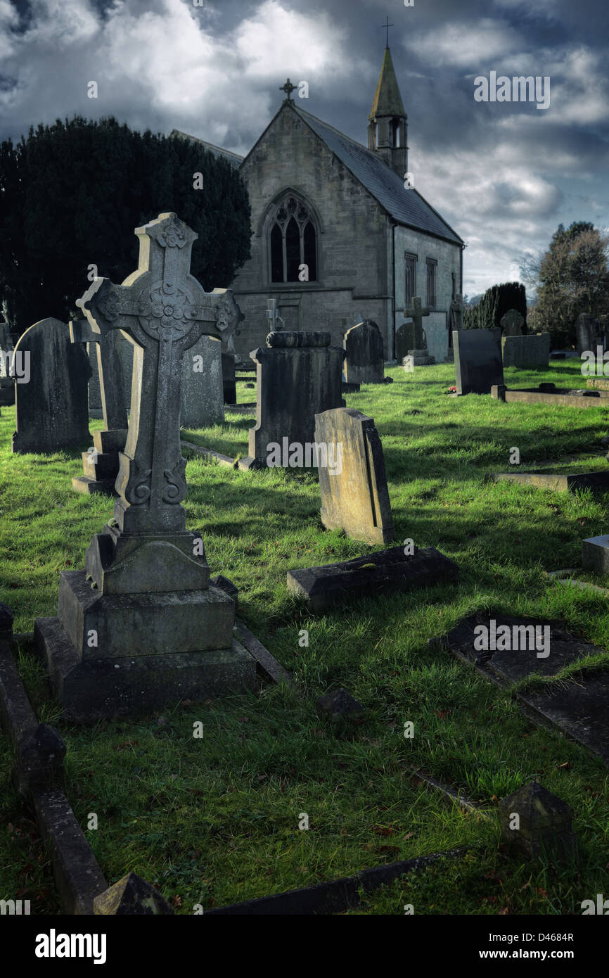 Graveyard hi-res stock photography and images - Alamy