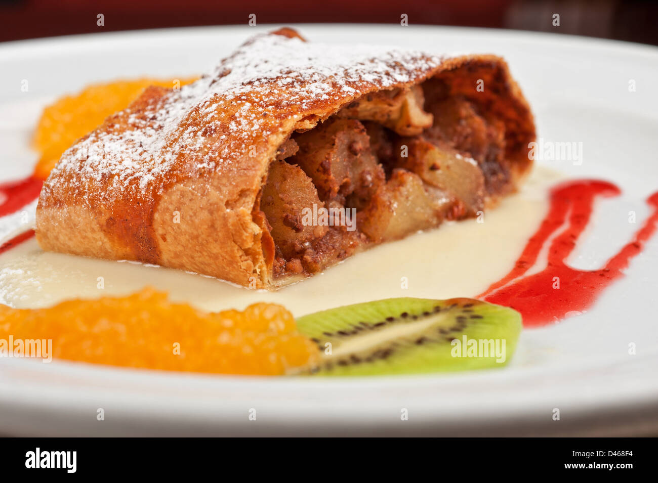 Strudel with fruits hi-res stock photography and images - Alamy
