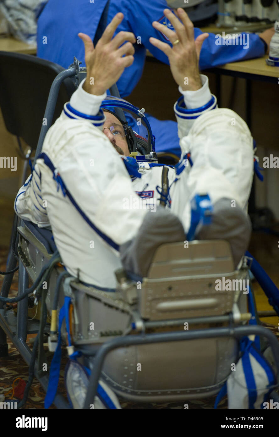 Expedition 29 astronauts, including Daniel Burbank, prepare for launch ...