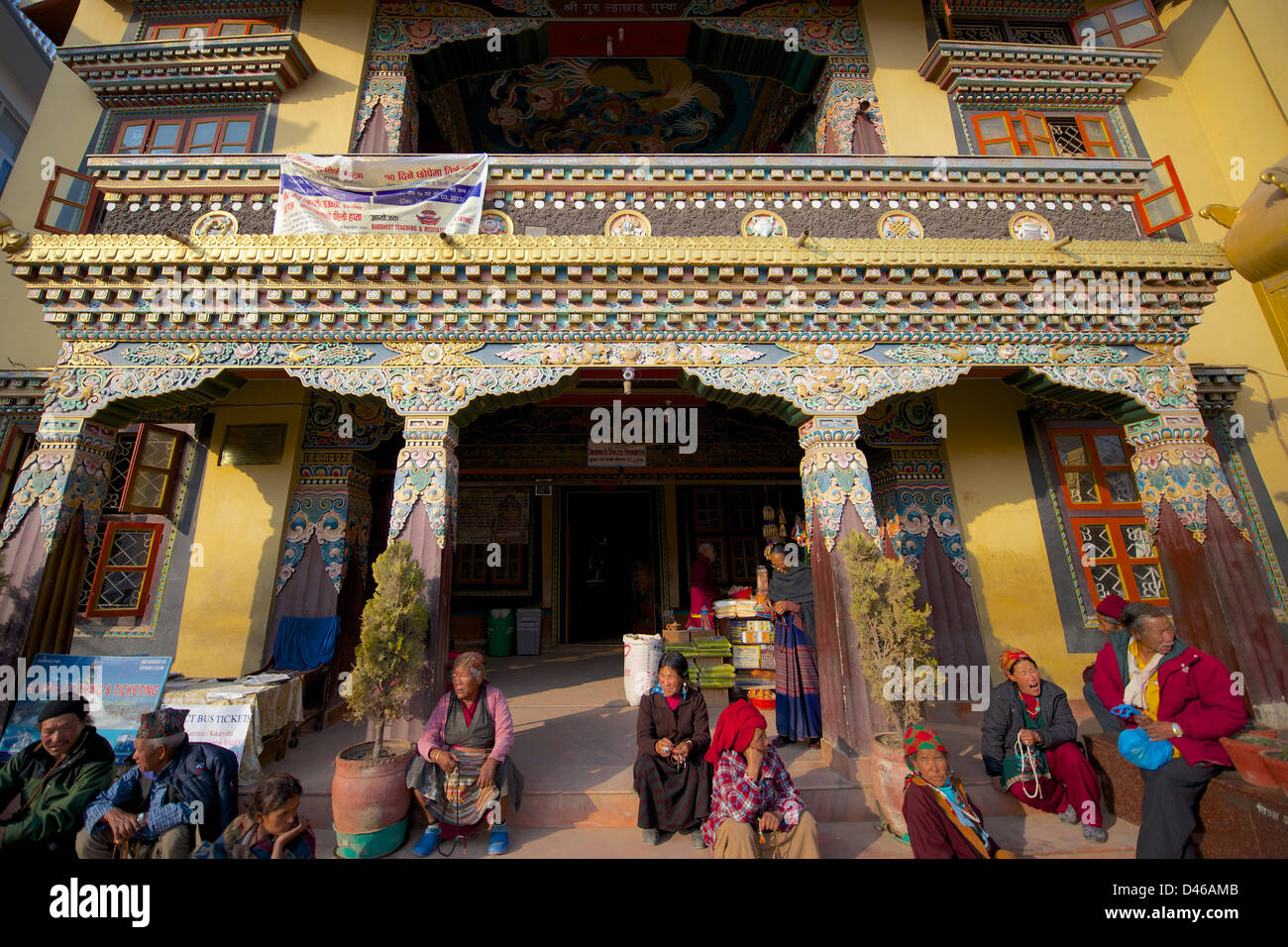 Opposite temple a hi-res stock photography and images - Alamy