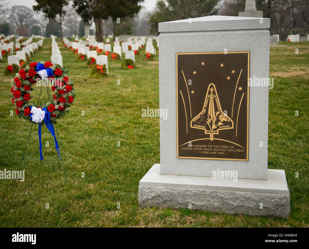 Day remembrance dedication ceremony hi-res stock photography and images ...