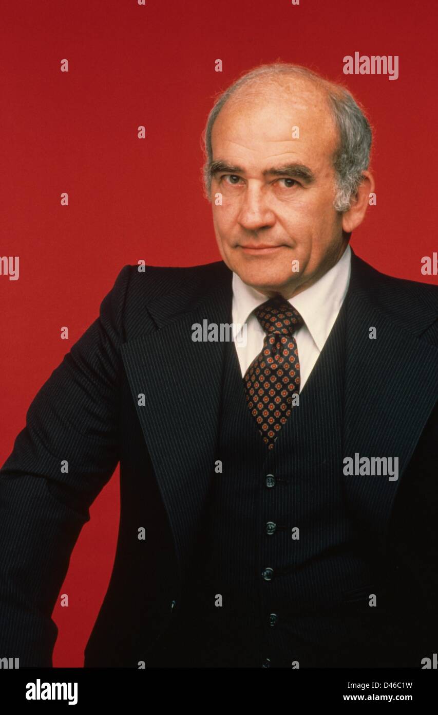 ED ASNER.Supplied by Photos, inc.(Credit Image: © Supplied By Globe ...