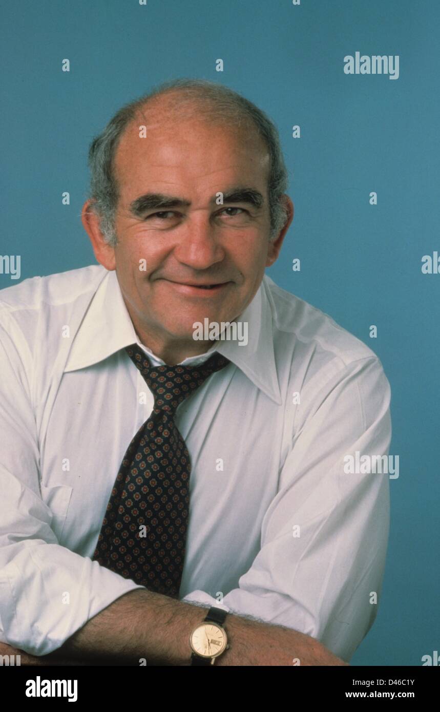 ED ASNER.Supplied by Photos, inc.(Credit Image: © Supplied By Globe ...