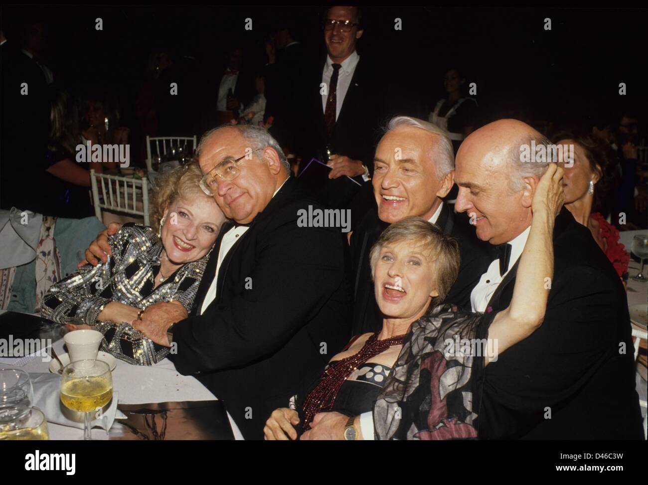 Ed asner betty white hi-res stock photography and images - Alamy