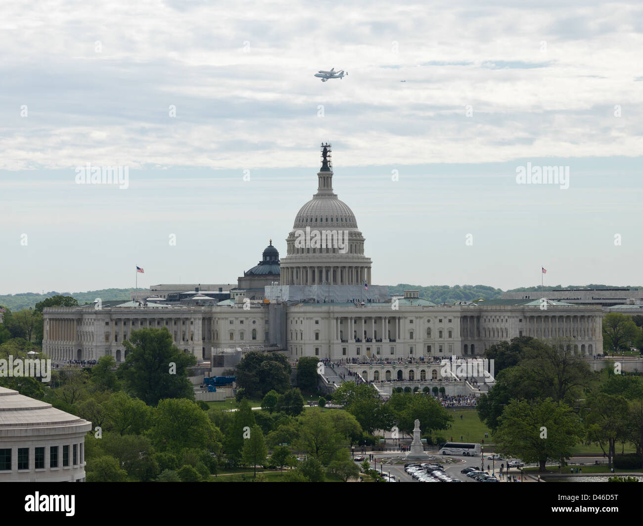 Space Shuttle Discovery is flown over Washington D.C. aboard the ...